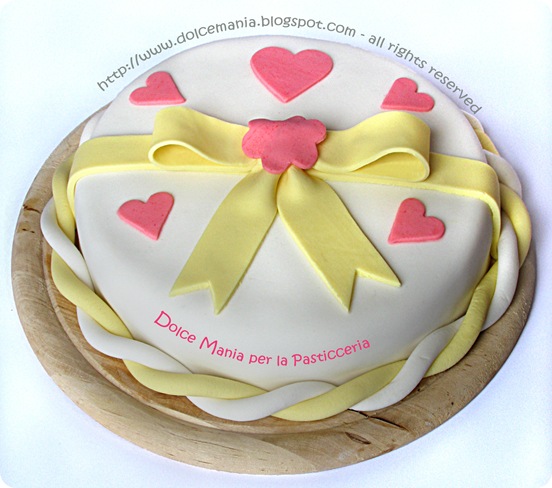 Dolce Mania Per La Pasticceria Torta Con Pasta Di Zucchero